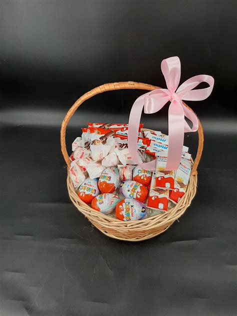 Корзинка со сладостями своими руками 67 фото