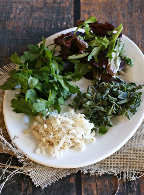 Maror The Bitter Herbs Of Passover Artofit