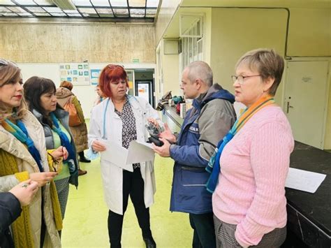 Дамите от Лайнс клуб Пловдив дариха медицински уреди на МБАЛ Св Мина