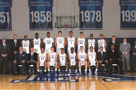 Kentucky Wildcats Basketball Team Photo For 2015 16 Squad A Sea Of Blue