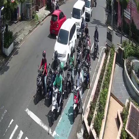 Vehicle Detection Object Detection Dataset V2 Raw By Skripsi