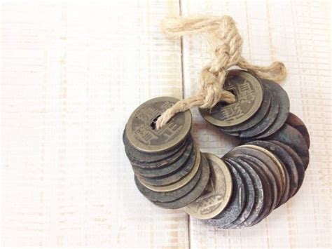 ♥️천생연분의 부부 이야기♥️ 한 부자가 점을 보았는데 점쟁이가 부자에게 머지않아 죽게 될 것인데 살 방법이 하나 있다고 하였다 그 조주청사랑방이야기 Band