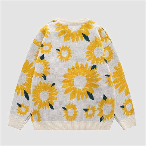 Sunflower Pattern Embroidery Knit Sweater Oluolin