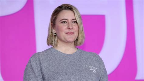 Greta Gerwig Directing Two Narnia Movies For Netflix Fizx