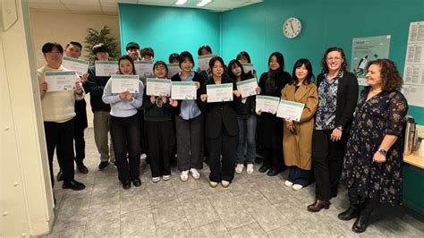 경기대 학생 7명 3대 문학상 중 하나 인 ‘공쿠르 문학상 학생심사위원단으로 선정 경기대학교 글로벌어문학부 프랑스어문전공 학생 7명이 프랑스 대사관에서 주관하는