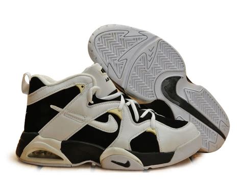 Hall Of Fame Huddle 20 Best 90s Basketball Shoes
