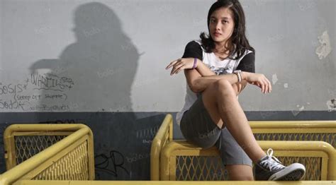 Pevoli Tri Retno Mutiara Bicara Kecantikan Pacar Dan Impian Ragam