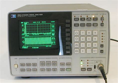 Hp Dynamic Signal Analyzer Model Hp 3561a