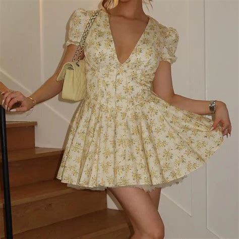 House Of Cb Imani Buttercup Vintage Floral Pleasted Mini Dress Ebay