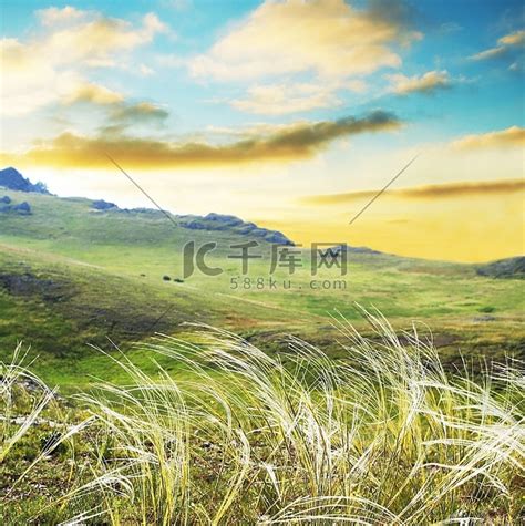 高山草甸草原稻田高清摄影大图 千库网