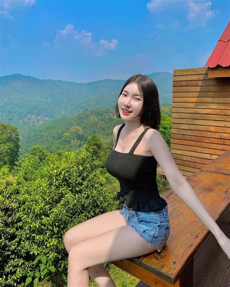 ธรรมชาติบำบัด💚 สาวงามสองฝั่งโขง ลาว ไทย