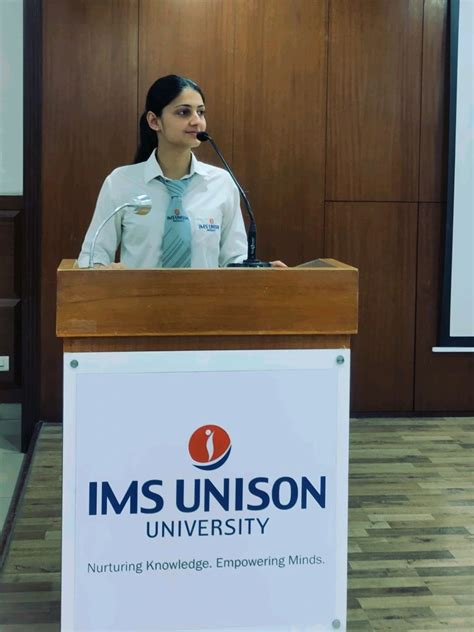 Aarushi Singh On Linkedin Speaking In Front Of Others Feels Very