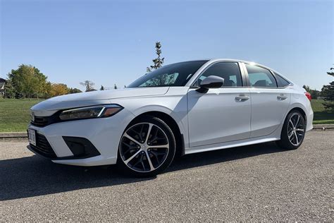 2022 Honda Civic Millennial Moms Review Driving