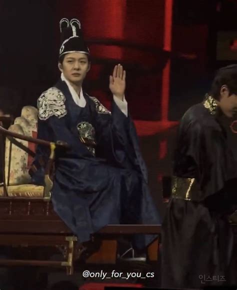 팬들이랑 기싸움 레전드 찍은 이창섭  인스티즈 Instiz 이슈 카테고리