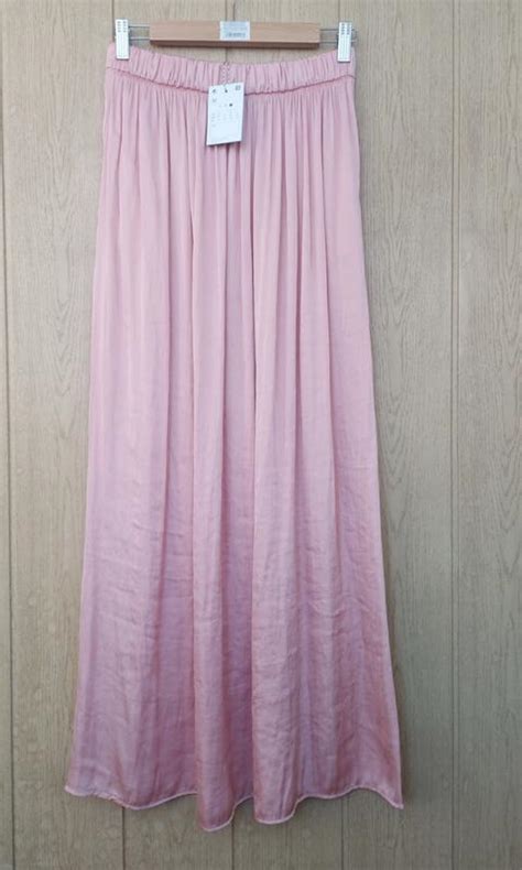 Спідниця коралова атлас жатка розмір м — ціна 450 грн у каталозі Довгі спідниці Купити