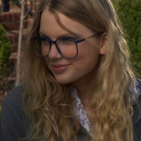 Pin By Yas Aka On Taytay Taylor Swift Pictures Taylor Swift Hot Taylor Alison Swift