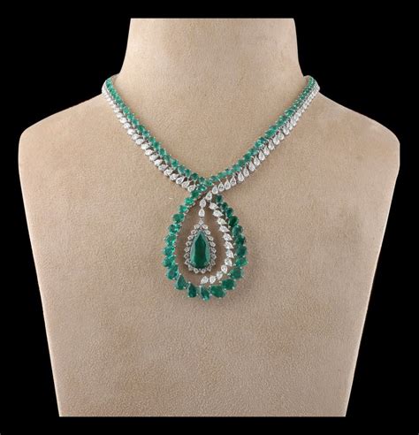 Emerald Gemstone Necklace Pave Set Diamond 18 Karat White Gold Handmade
