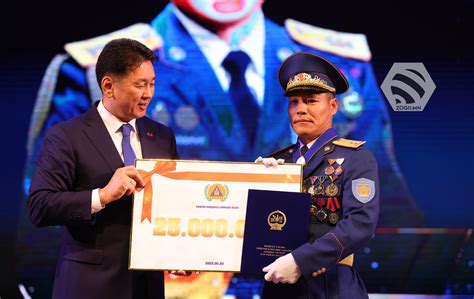 Д ГАНЗОРИГ “ОНЦГОЙ БАЙДЛЫН АЛБАНЫ АНХНЫ САЙДЫН НЭРЭМЖИТ ШАГНАЛ” ЫГ ХҮРТЛЭЭ