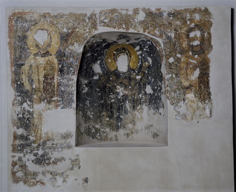 Τοιχογραφία με Παναγία δεόμενη πλαισιωμένη από αγιοποιημένους διακόνους Μουσείο Βυζαντινού