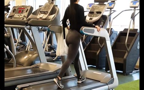 Hottt Shorty Bubble Booty Jiggle Eporner