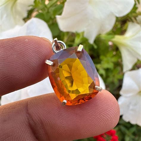 17 Carat Orange Sapphire Silver Pendant Cushion Cut Gemstone Jewelry