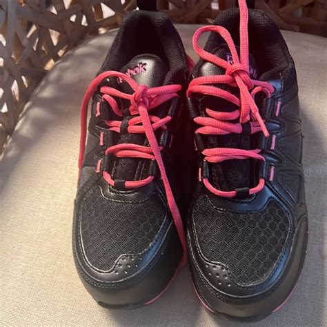 Reebok Shoes New Reebok Zigtech Womens Shoes 7 Black Pink Nwt