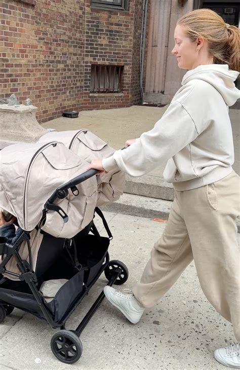 Best Umbrella Stroller For Nyc And Flights La Casa Almodovar