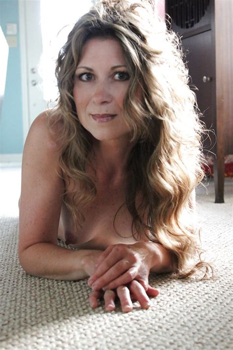 Qt Wives March Of 2016 Pic