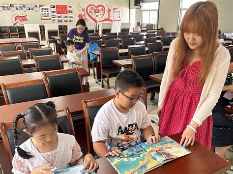 摄山村书香润童心 共享阅读乐亲子绘本阅读活动 中国江苏网