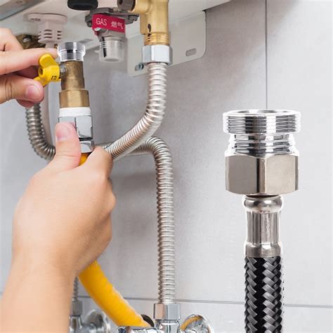 Wholesale Variable Diameter Adapter Of Faucet Water Faucet Coupler