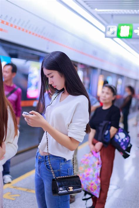 【地下铁摄影图片】人像摄影太平洋电脑网摄影部落