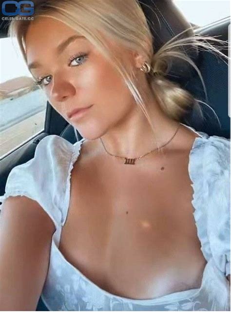 Katie Sigmond Nude Pictures Photos Playboy Naked Topless Fappening