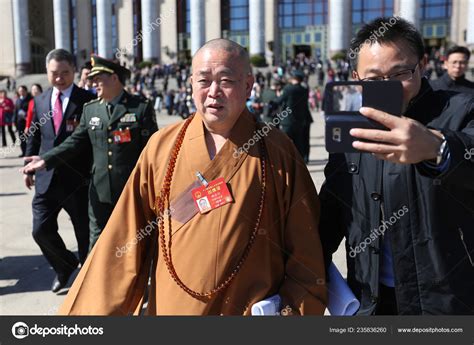 Shi Yongxin Abbot Shaolin Temple Arrives Great Hall People Attend Stock Editorial Photo