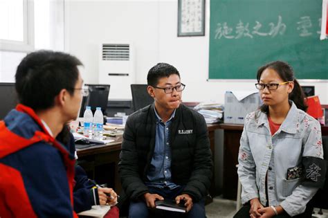 探望失联灾民亲属 中保网