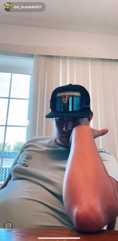 Cody Talks About His Tan Lines On His Belly And Sh Tumbex