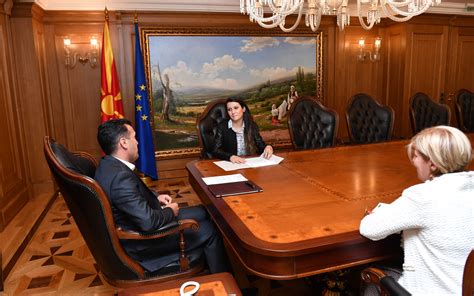 Премиерот Заев на средба со претставници на граѓанската иницијатива за заштита на животните