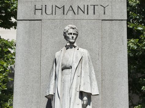 Edith Cavell Memorial By Sir George Frampton 1920 English Heritage