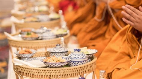 บทสวดพิจารณาอาหาร