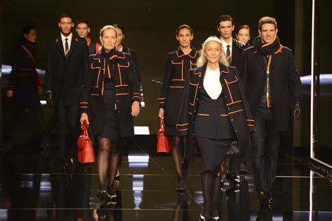 Iberia Presenta Sus Nuevos Uniformes Fly News