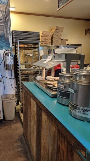 Crowley Lake General Store California Best Pizza Eastern Sierra Lake