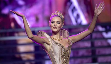 Watch Miss Universe Winner Stages Mass Walkout After Disrespectful