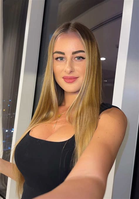 Video Di Nanda Alfì Itsnandalfi Con Suono Originale 𝑴𝒂𝒓𝒕𝒊𝒏𝒂 🇮🇹