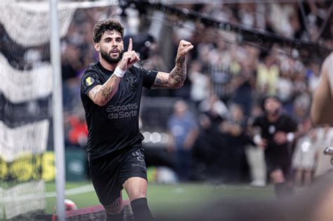 Fotos Do Jogo Corinthians 2 X 1 Santos Paulista 2025