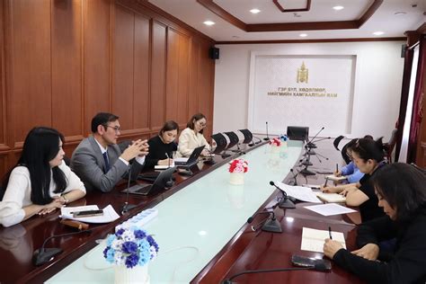 ОЛОН УЛСЫН Хөдөлмөрийн аюулгүй байдал эрүүл мэндийн төв Facebook