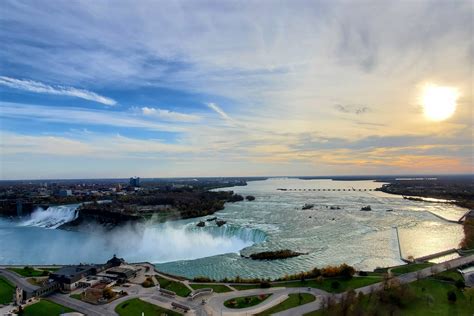 Niagara Falls Marriott Fallsview Hotel And Spa Luxury Hotel In Niagara