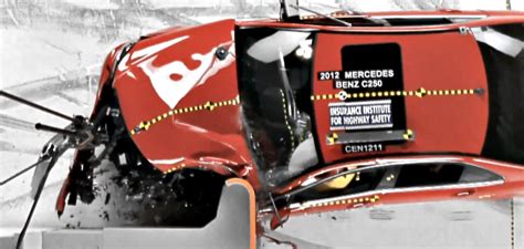 Nhtsa Considering Small Overlap And Angled Crash Tests Autoevolution