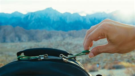 Unsticking The Stuck 5 Nifty Ways To Free Your Backpack S Zipper