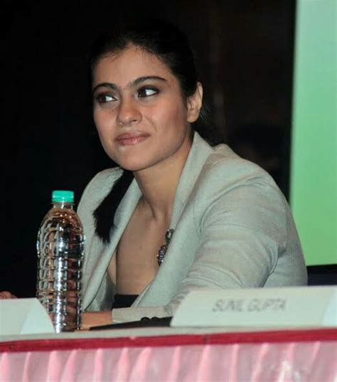 Pin By Sonu On Kajol Beautiful Actresses Beautiful Bollywood Actress Bollywood Actress