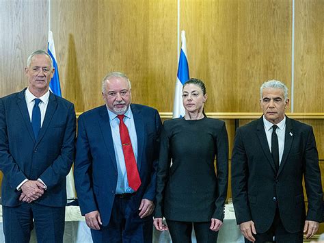 Лидеры оппозиции Не примем участия в голосовании по законам о реформе в третьем чтении