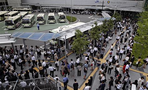 地震時の帰宅行動「3日間待機」。心得ておきたい注意と備え｜おすすめ記事｜くらし×防災メディア「防災ニッポン」読売新聞